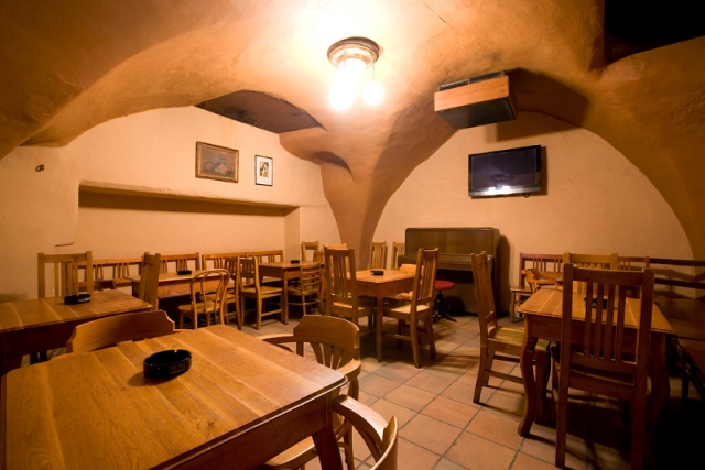 An Essential Guide to Burčák in Prague | Eating Europe