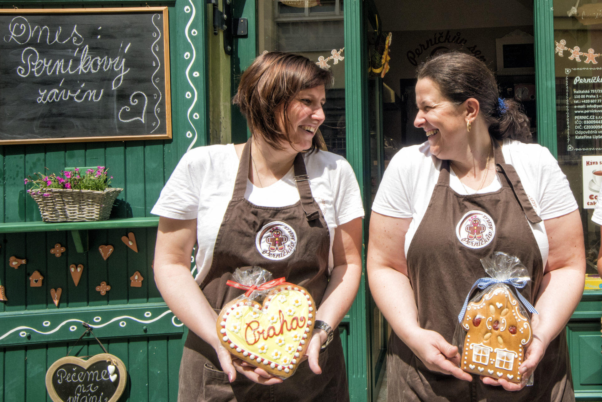Perníčkův sen - Gingerbread store in Prague - Eating Europe