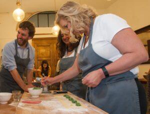 7 Simple Cooking Tips and Tricks for Beginners - Eating Europe