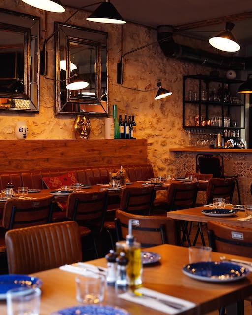 A Local’s Guide to Kosher Restaurants in Paris | Eating Europe