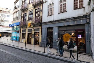 Conga Restaurant Review: Porto’s Legendary Bifanas Spot | Eating Europe
