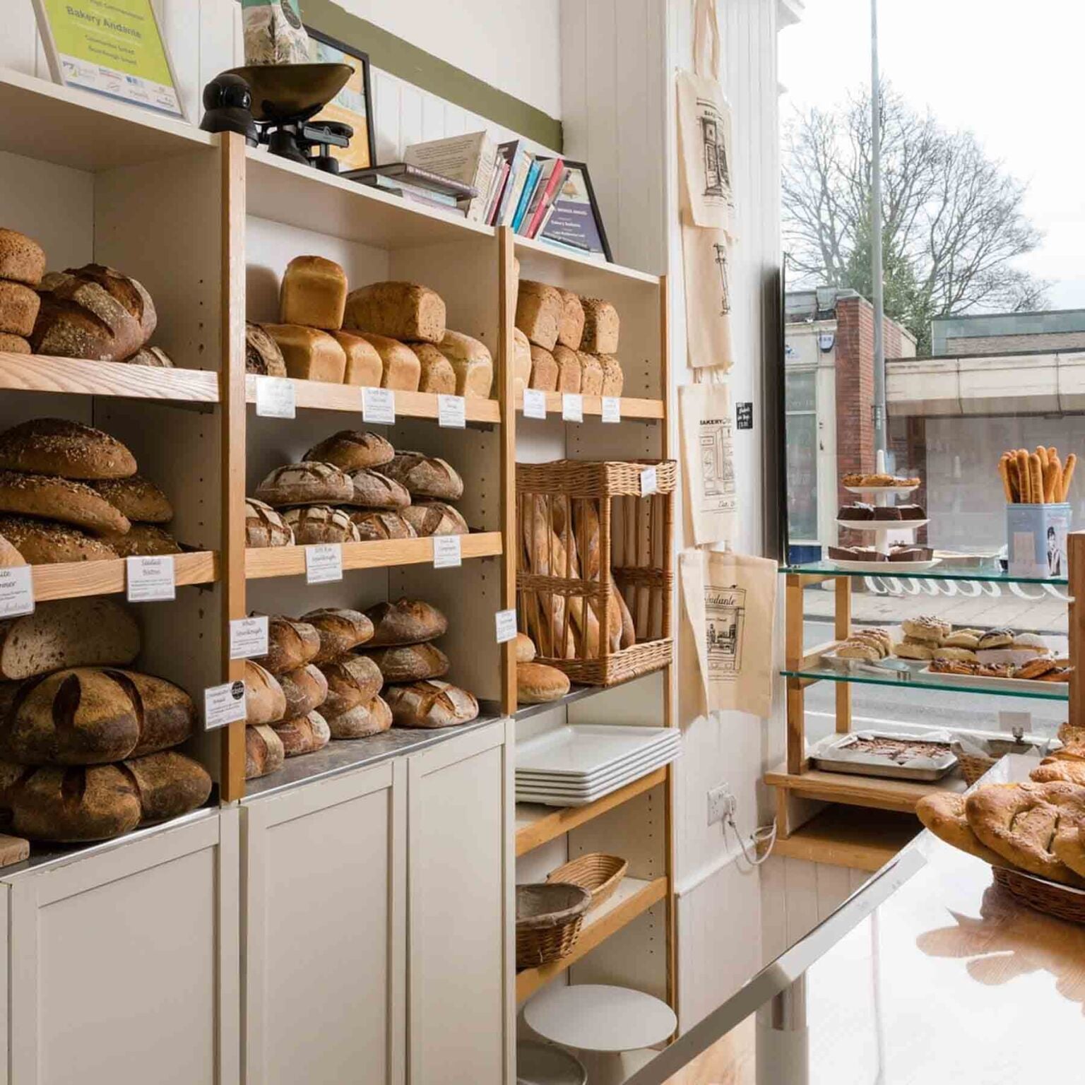 A Local’s Guide to Bakeries in Edinburgh | Eating Europe