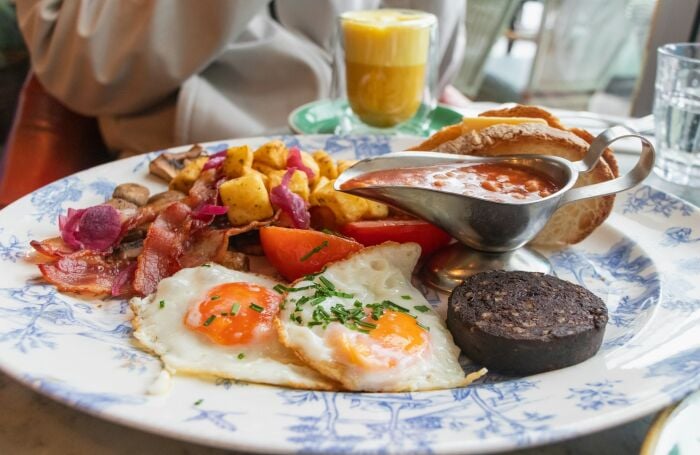 Where to Find English Breakfast in London | Eating Europe