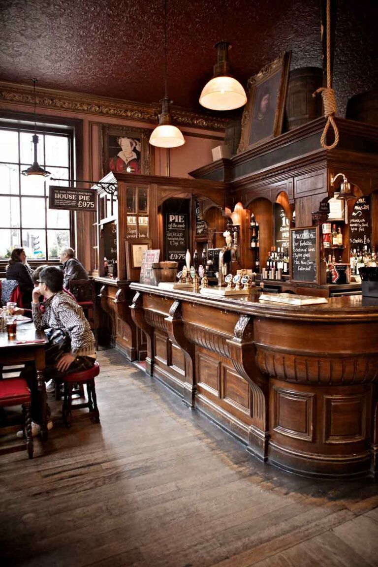 A Food Lover’s Guide to Sticky Toffee Pudding in London | Eating Europe