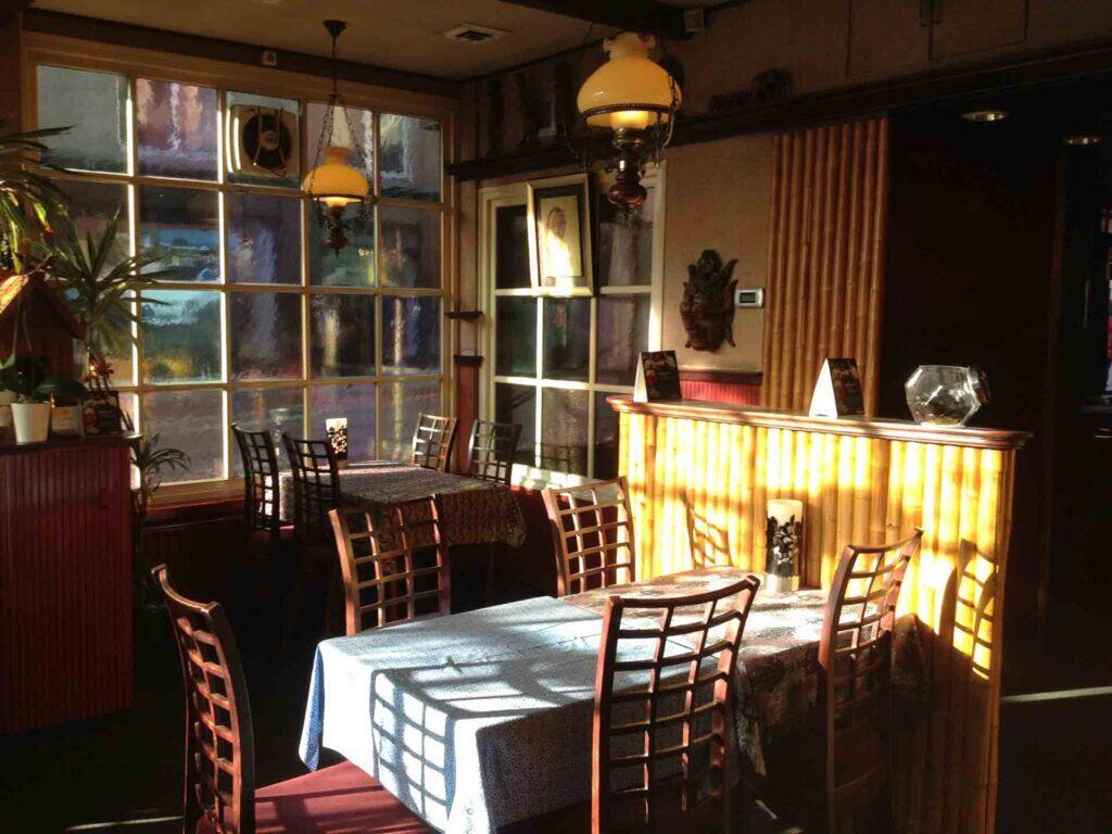 What to Eat in Amsterdam - Street Food Spectacle